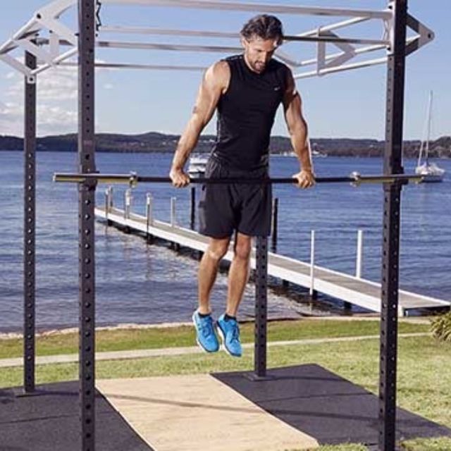 Jumping Muscle Up - Exercise How-to - Workout Trainer by Skimble