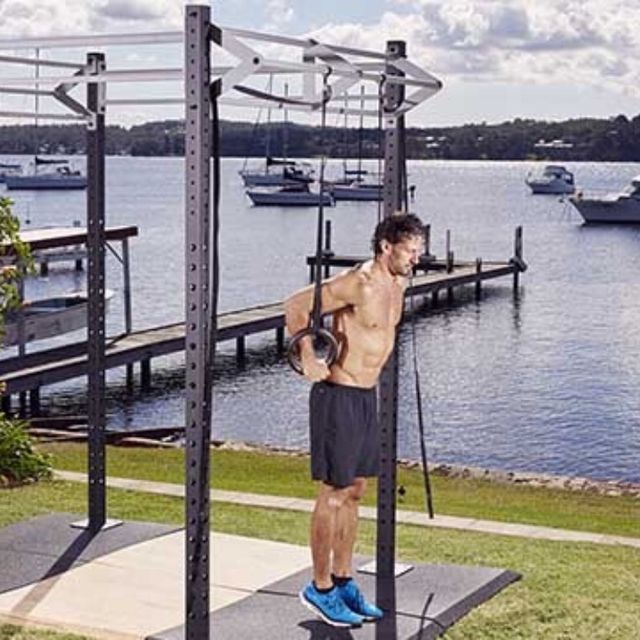 Supported Negative Muscle Up by Damien R. - Exercise How-to - Skimble