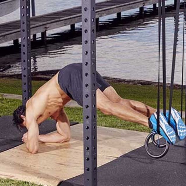 Plank To Pike Feet In - Exercise How-to - Workout Trainer by Skimble