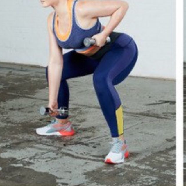 Dumbbell Sumo Row by Nikunj Jain - Exercise How-to - Skimble