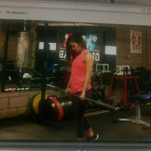 Split Stance Romanian Deadlift by Peggy O Neill - Exercise How-to - Skimble
