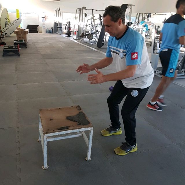 Saltos al Banco by Pela Aveldaño - Ejercicio Cómo hacerlo - Skimble