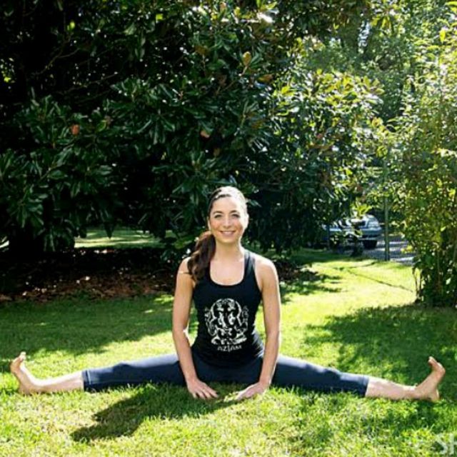 Front Split by Alex Marchant - Exercise How-to - Skimble
