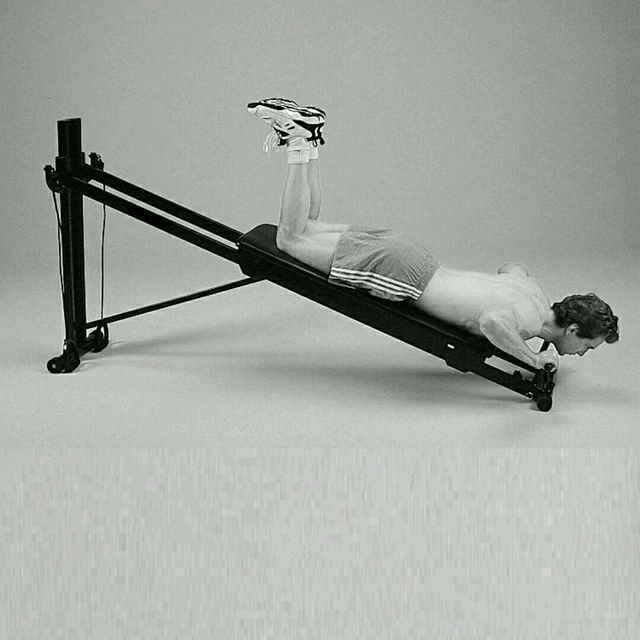 TGS Front Press - Exercise How-to - Workout Trainer by Skimble