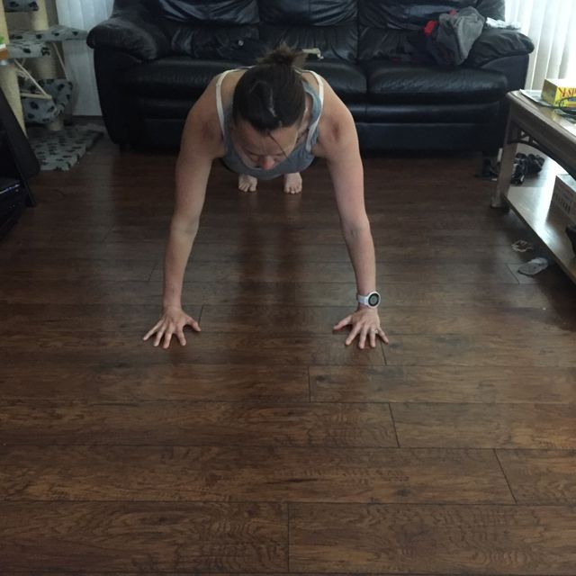 Plank Walk - Exercise How-to - Workout Trainer by Skimble