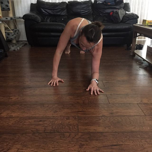 Plank Walk - Exercise How-to - Workout Trainer by Skimble