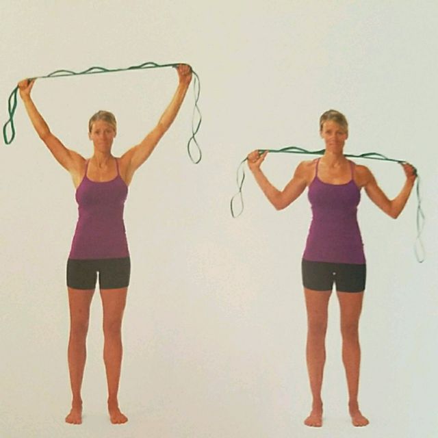 Chest Strap Stretch - Exercise How-to - Workout Trainer by Skimble
