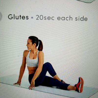 Glute Stretch - Exercise How-to - Workout Trainer by Skimble