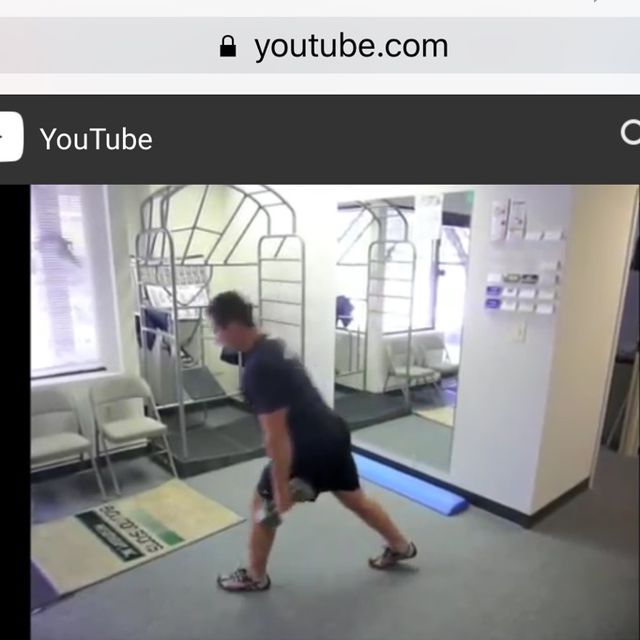 Anterior Lunges - Exercise How-to - Workout Trainer by Skimble