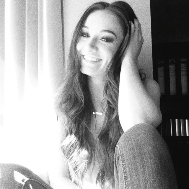 Chelsea Woods - Profile - Skimble Workout Trainer