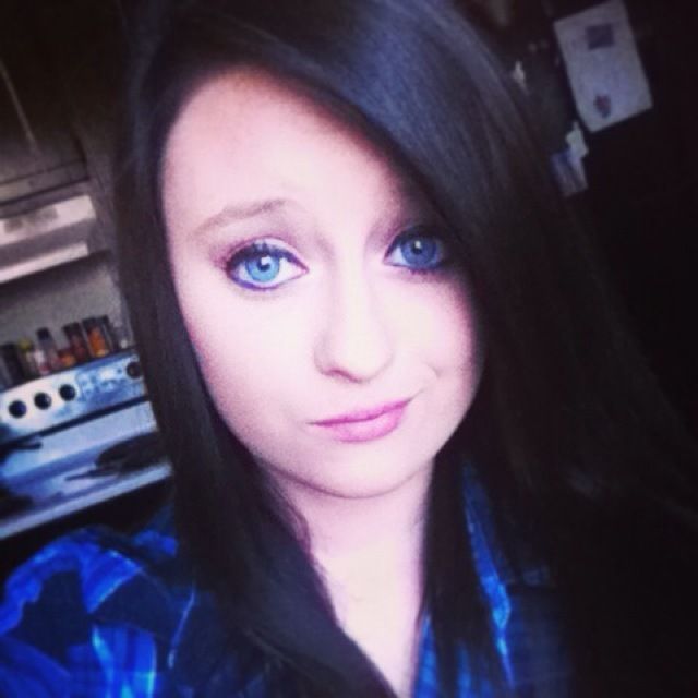 Haley Holt - Profile - Skimble Workout Trainer