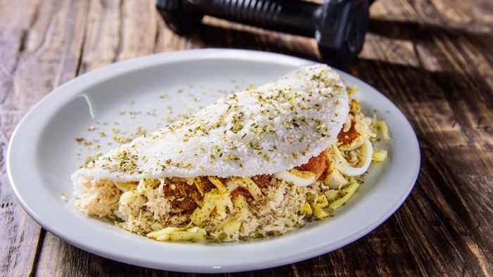 Tapioca de frango com requeijão e muçarela