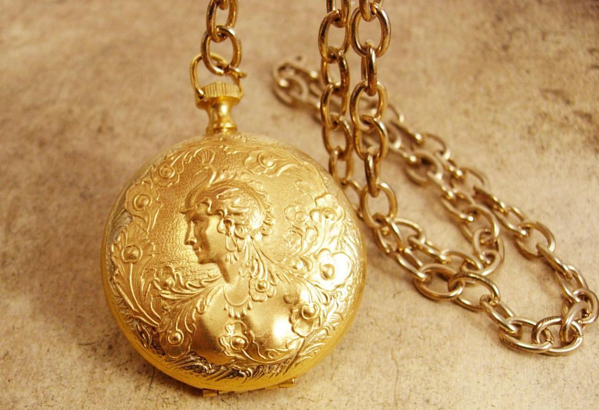 Antiques, Art, Vintage