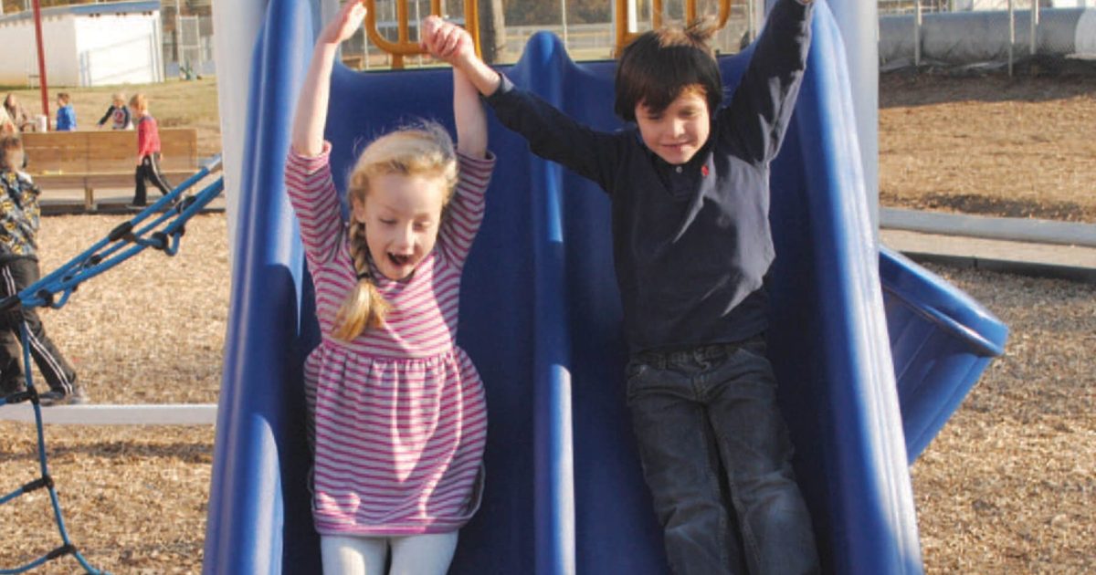 PlayCore | Summer Activity Game: Lucky Rainbow | PlayCore