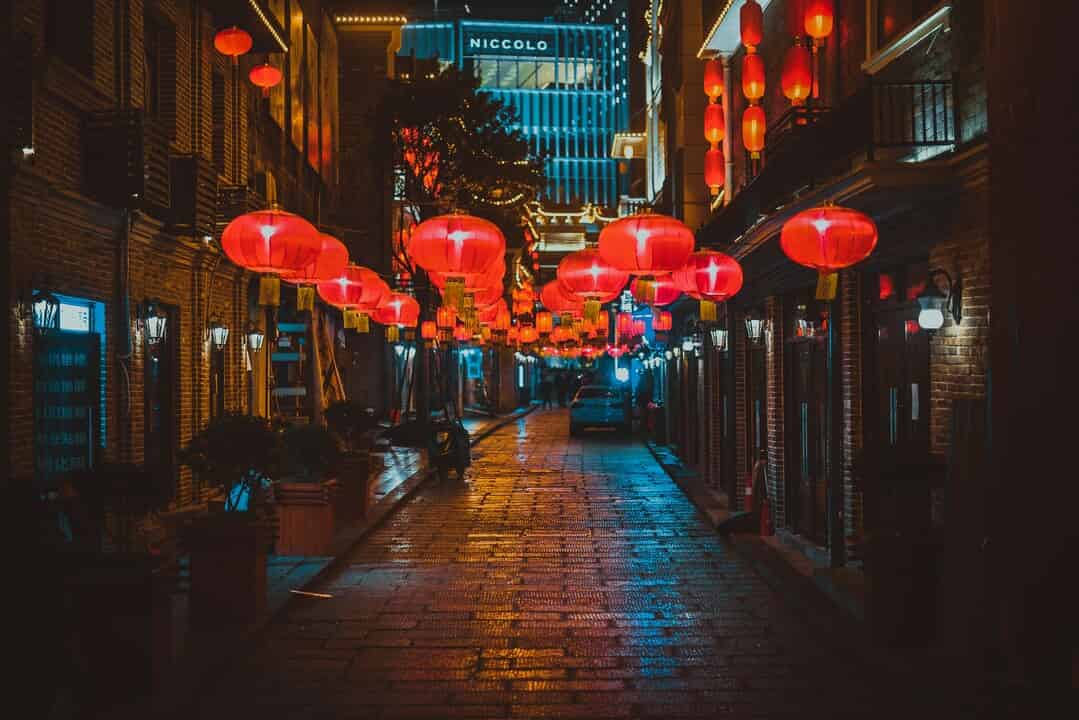 Blessing or Threat? A Corpus-Based Critical Discourse Analysis of China ...