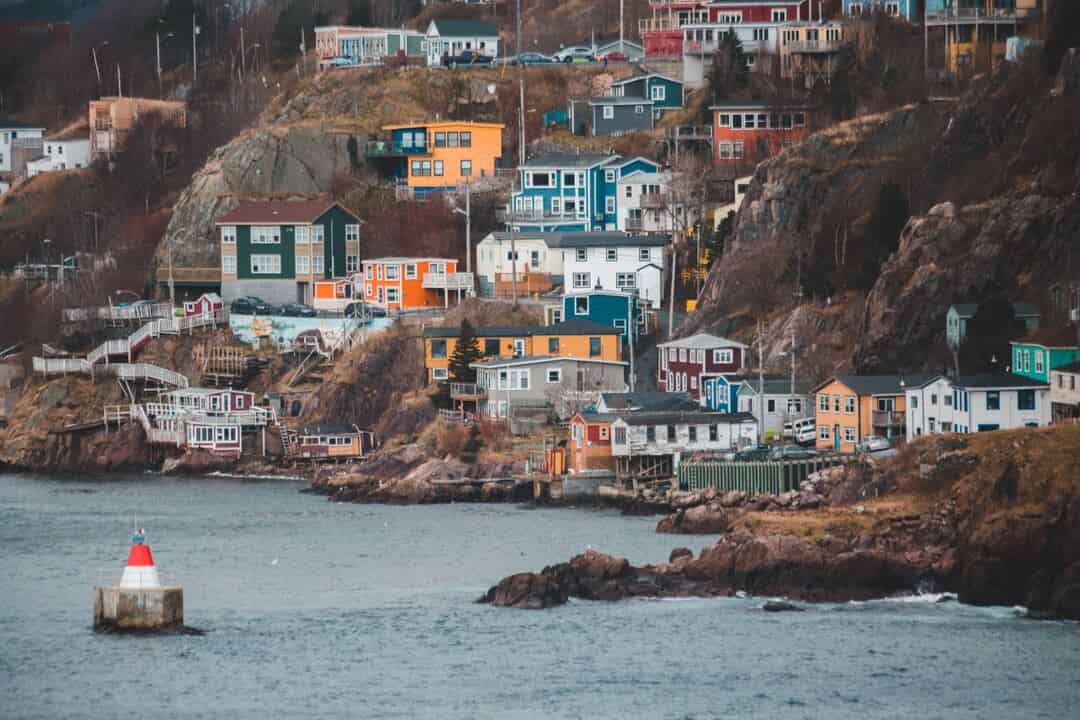A Man and His Island: The Island Mirror in Michael Crummey’s Sweetland ...