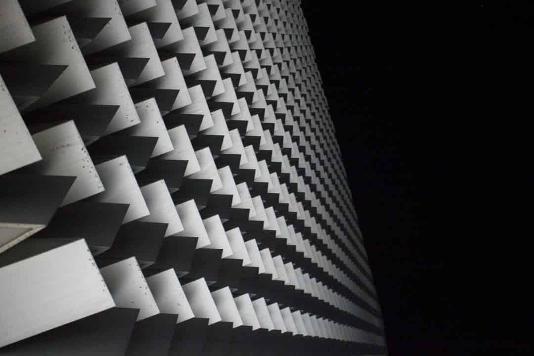 Maximal and Explosive Muscle Strength During Hip Adduction Squeeze and ...