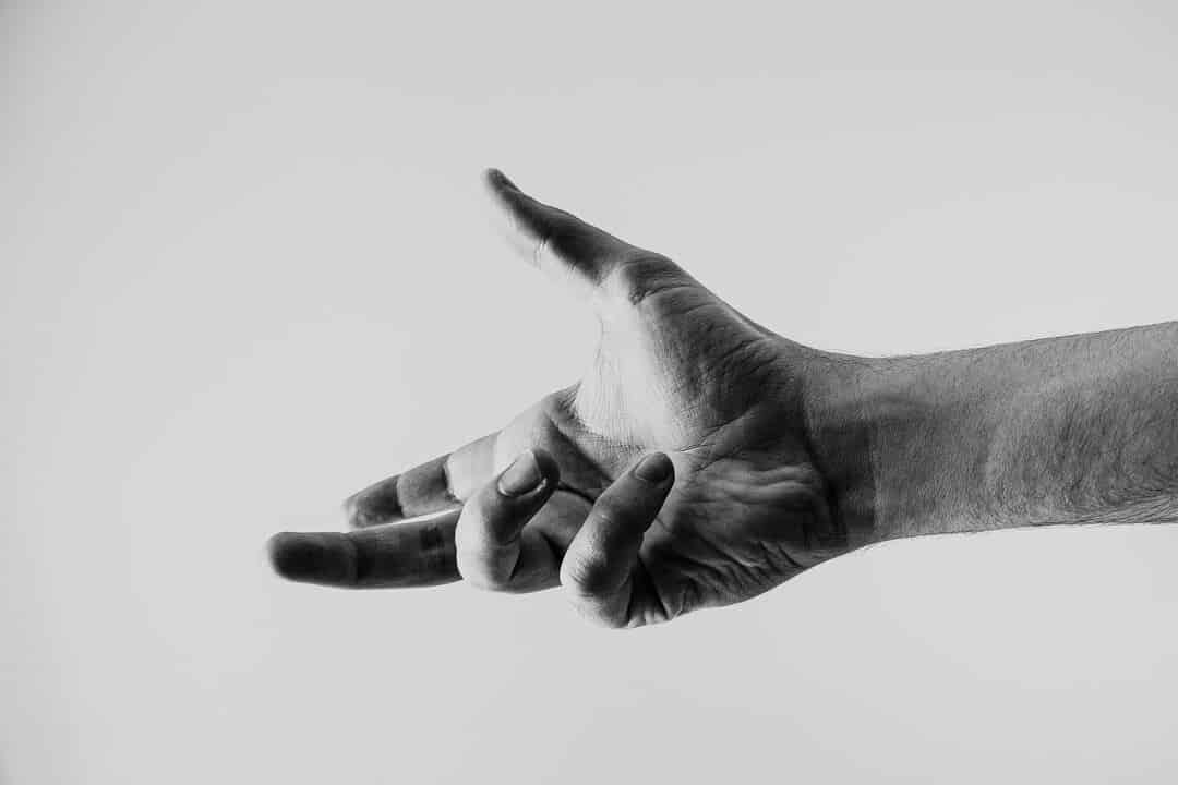 Claw Hand in Parsonage Turner syndrome | Published in Journal of Brown ...