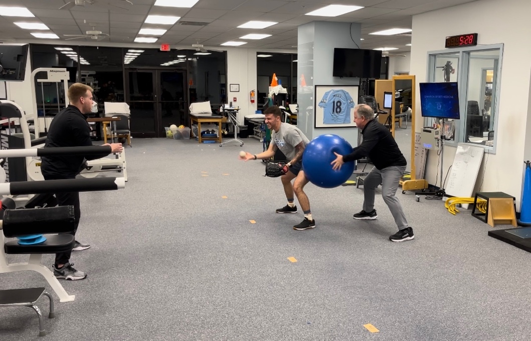 Neurocognitive and Neuromuscular Rehabilitation Techniques after ACL ...