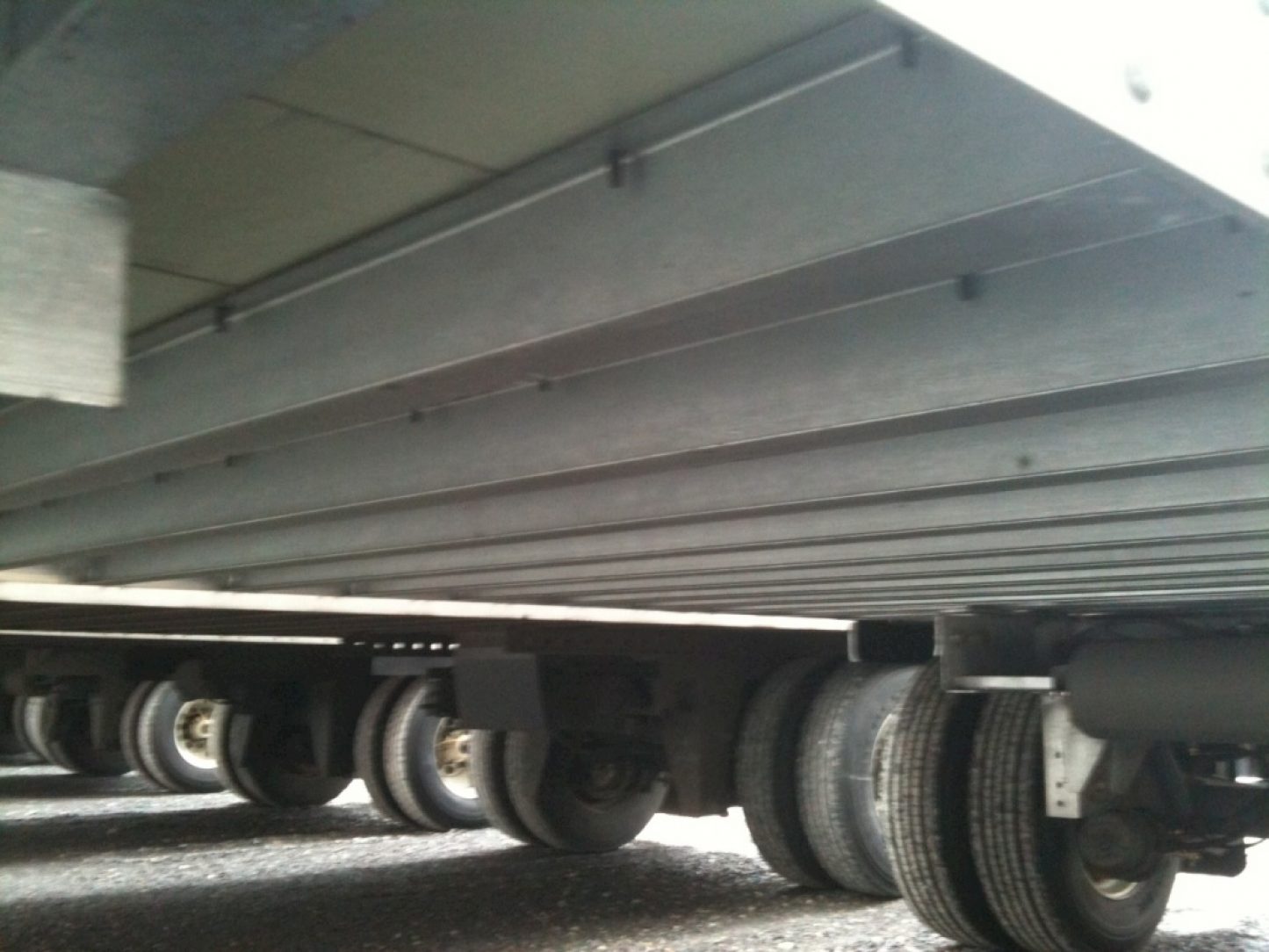 Truck Trailer Undercarriage Beams | American Galvanizers Association