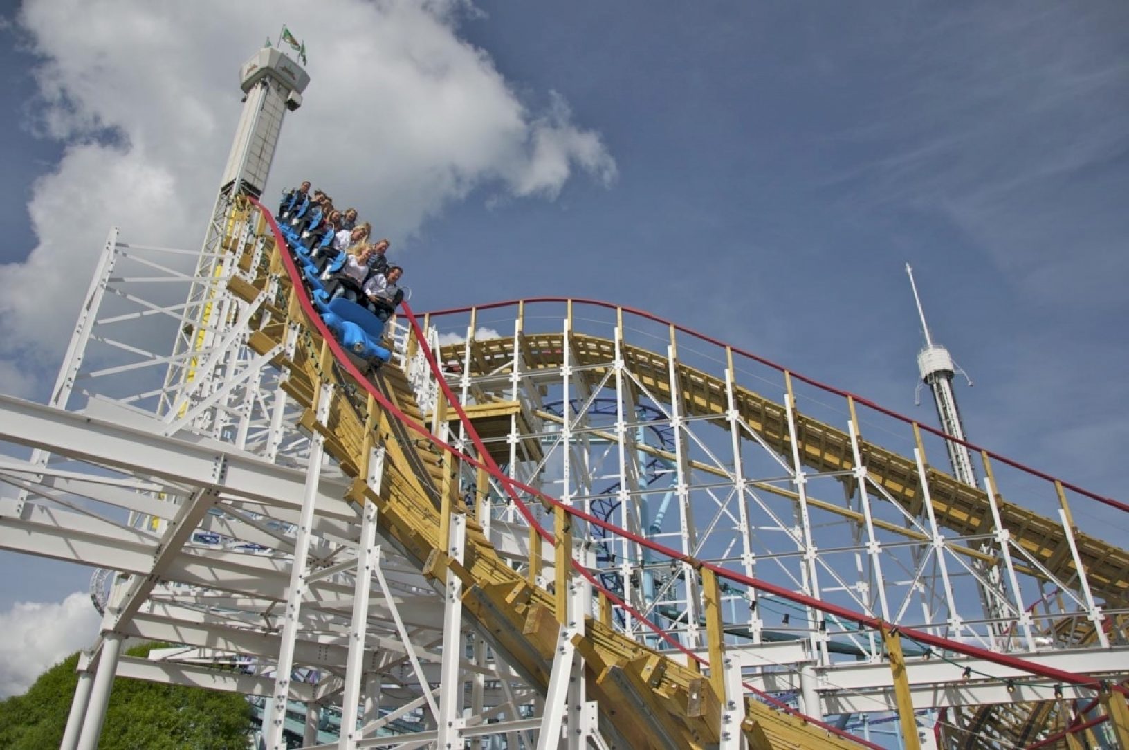 Twister Roller Coaster | American Galvanizers Association