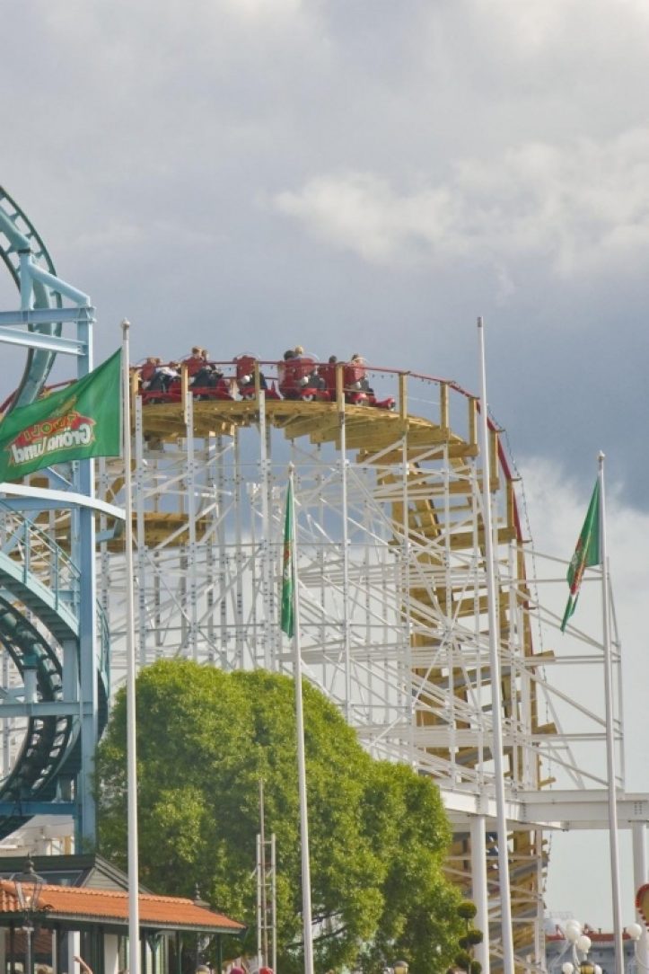 Twister Roller Coaster | American Galvanizers Association