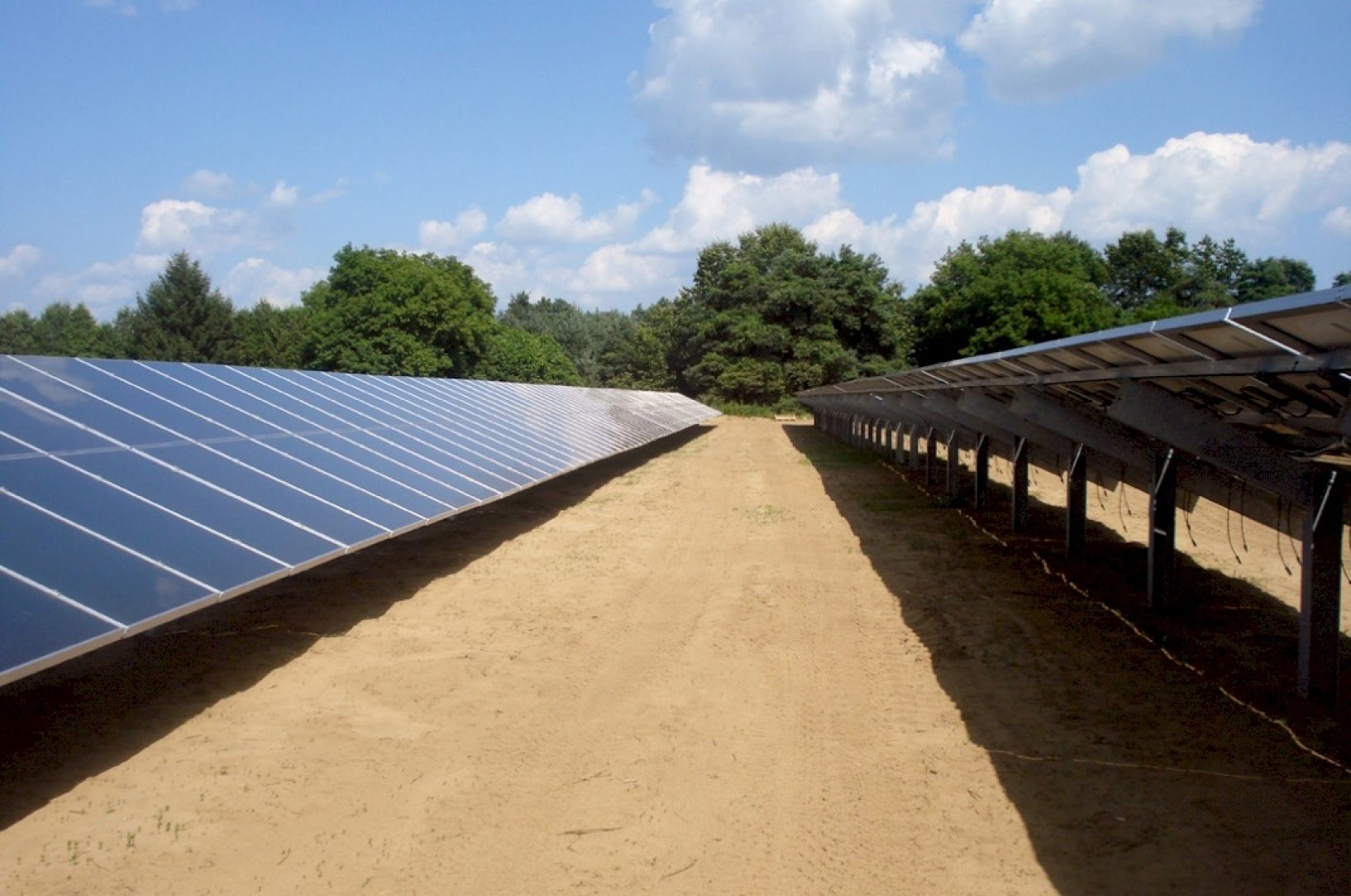 Canadian Solar Farm | American Galvanizers Association