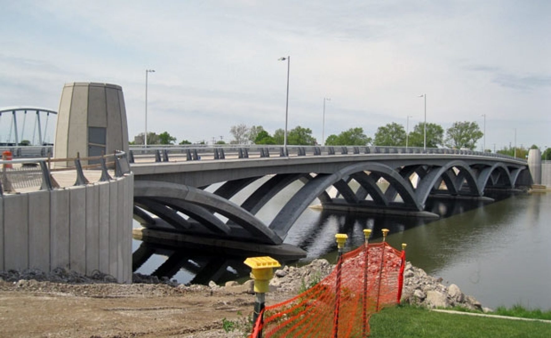 Rich Street Bridge | American Galvanizers Association