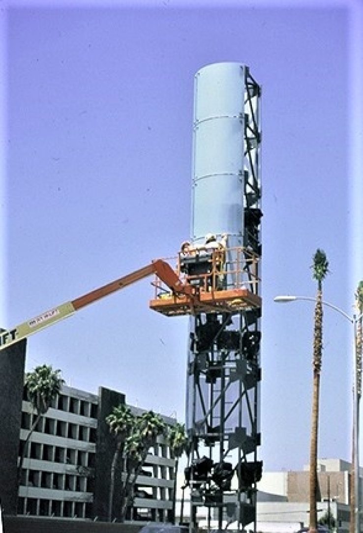 LAX Gateway Kinetic Light Pylons | American Galvanizers Association