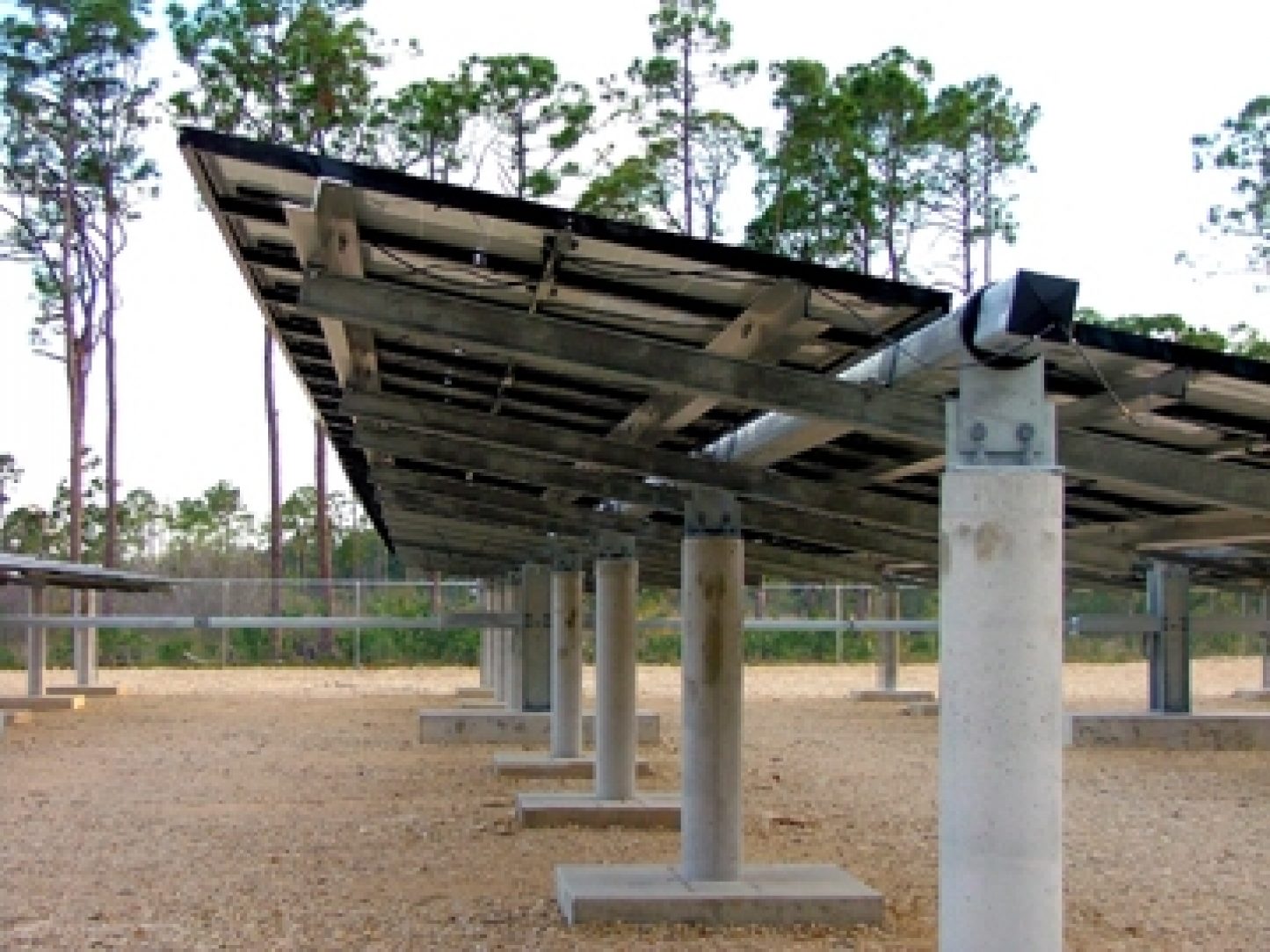 Florida Gulf Coast Solar Farm | American Galvanizers Association