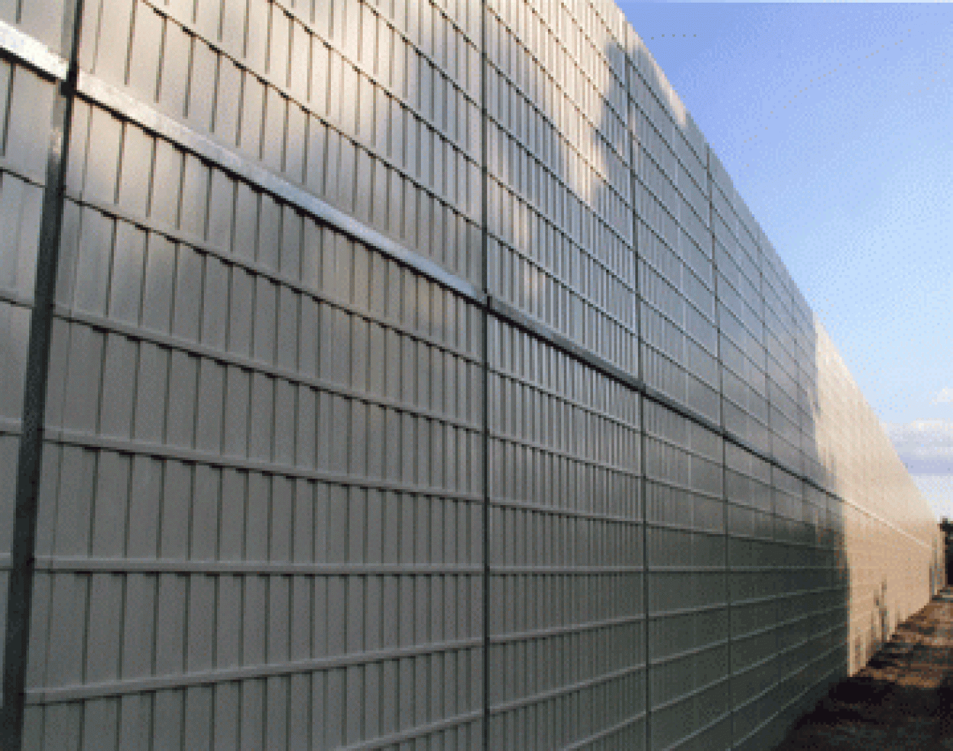 Florida Tri-Rail Noise Barrier | American Galvanizers Association