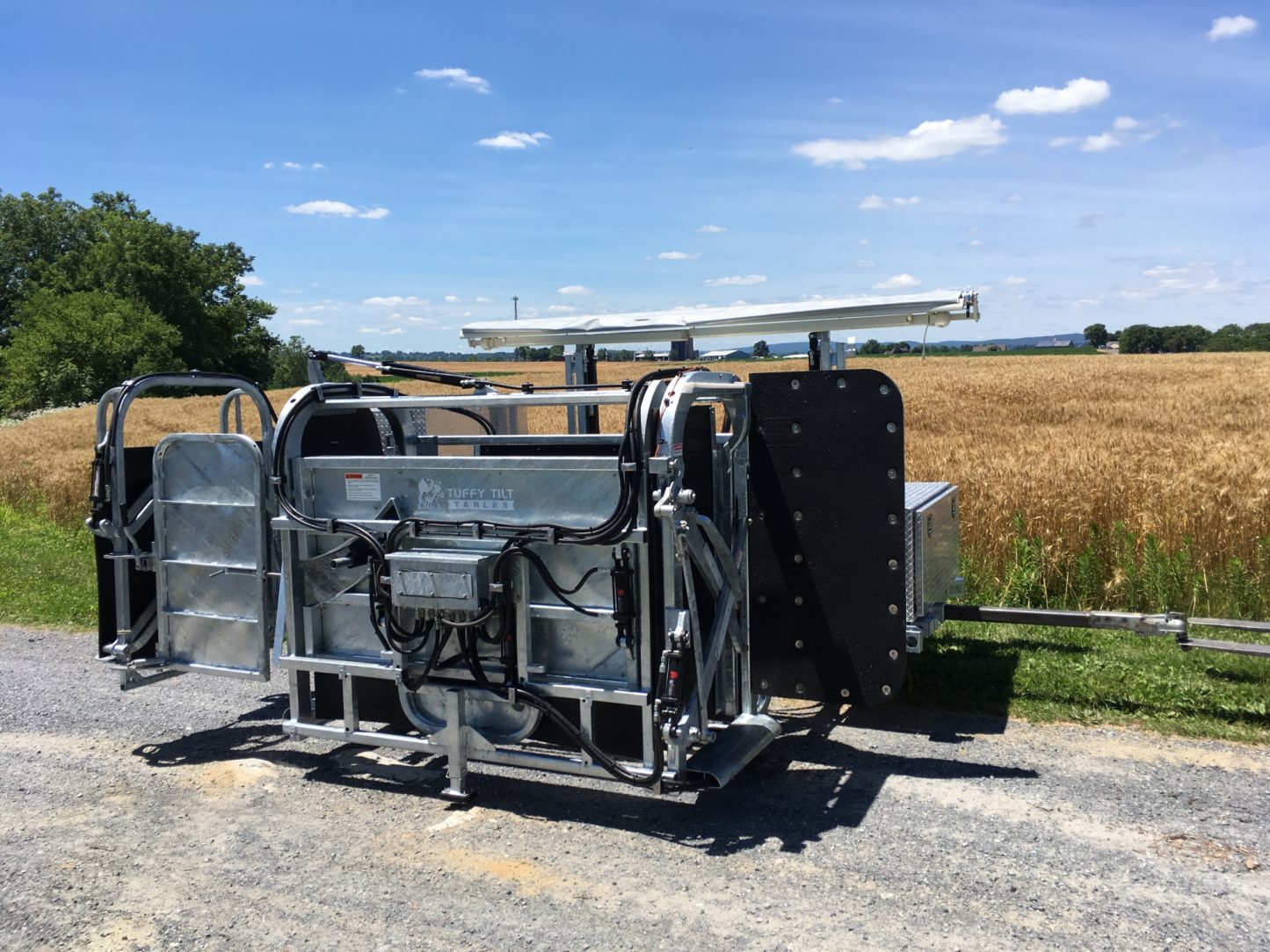 Hoof Trimming Table | American Galvanizers Association