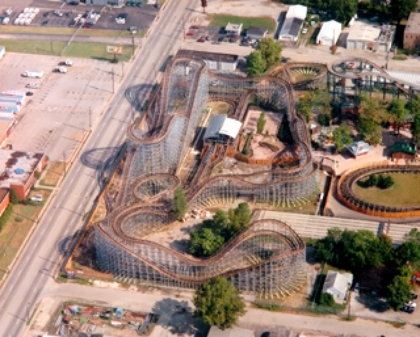 Twisted Sisters Roller Coaster | American Galvanizers Association