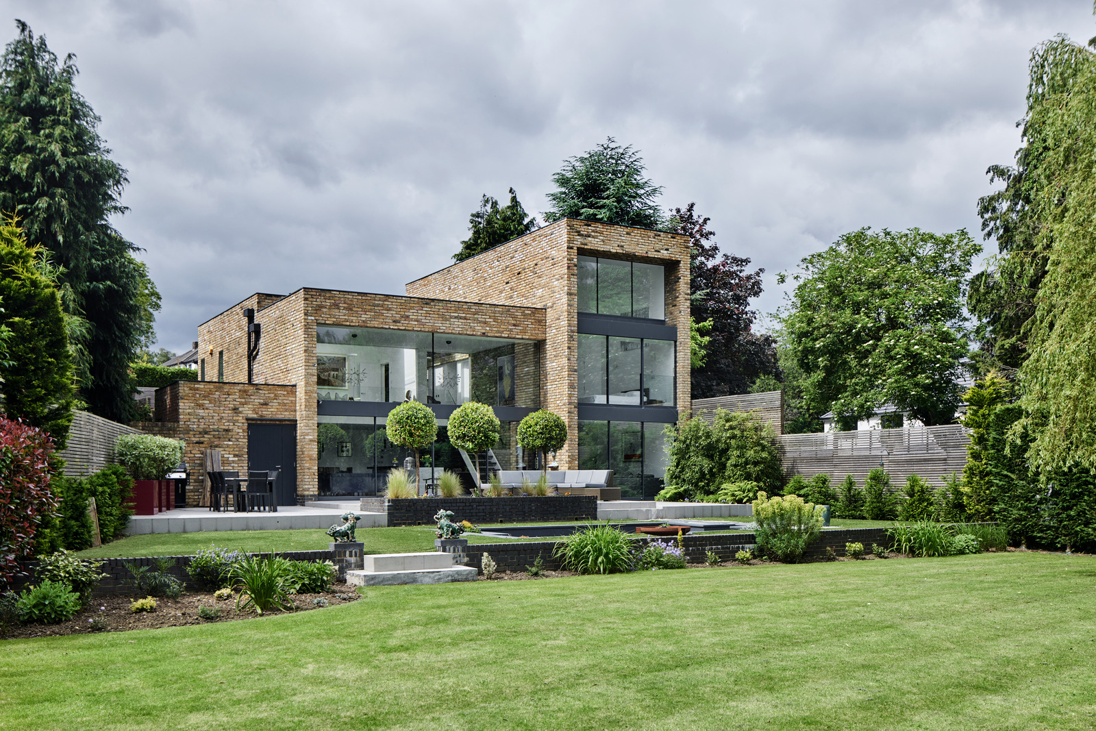 Sold: Willowbrook, Radlett, Hertfordshire