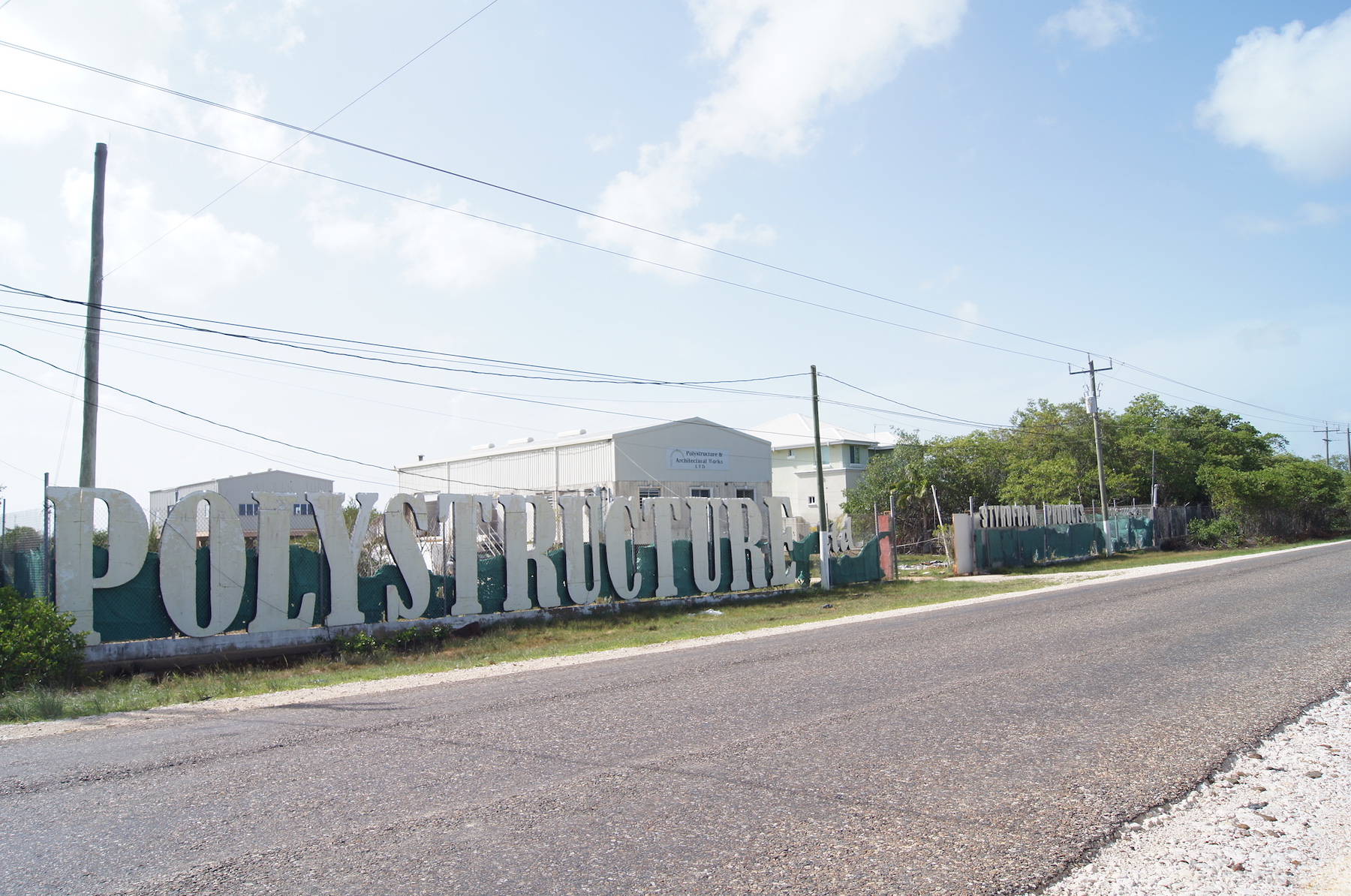 6,400 sq ft Industrial Warehouse Complex on 5 Acres; Frontage on ...