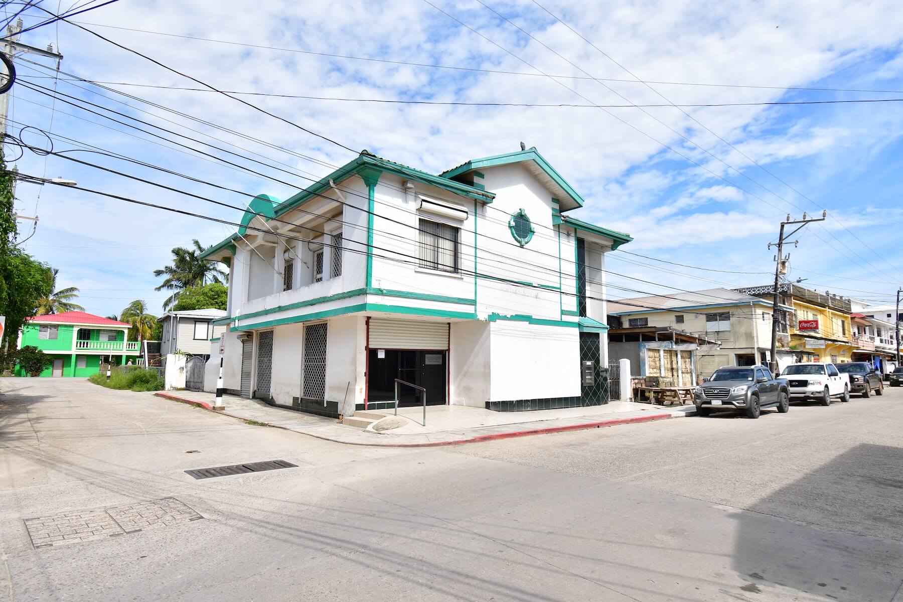 Commercial Building formerly Belize Bank on St. Vincent Street ...