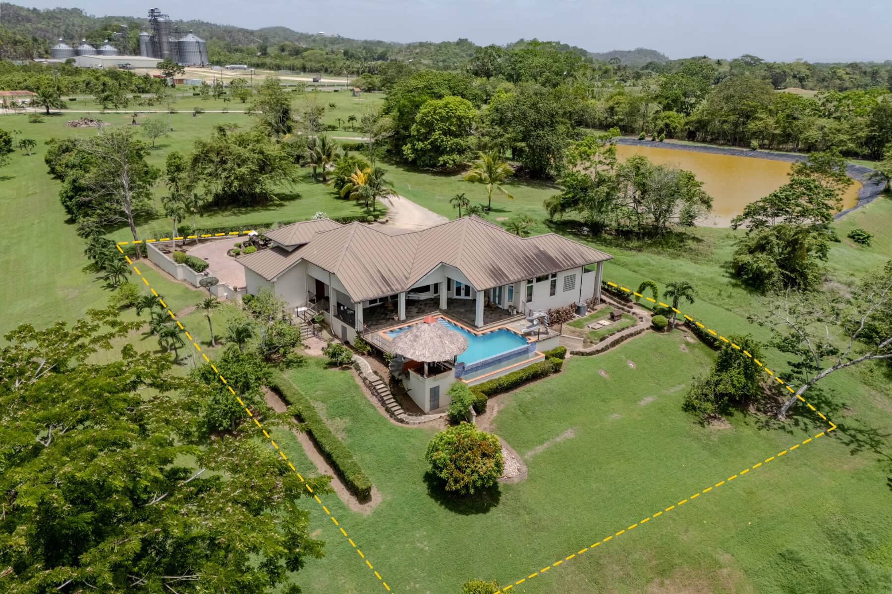 Olde Mill Real Estate • Vista Real Estate