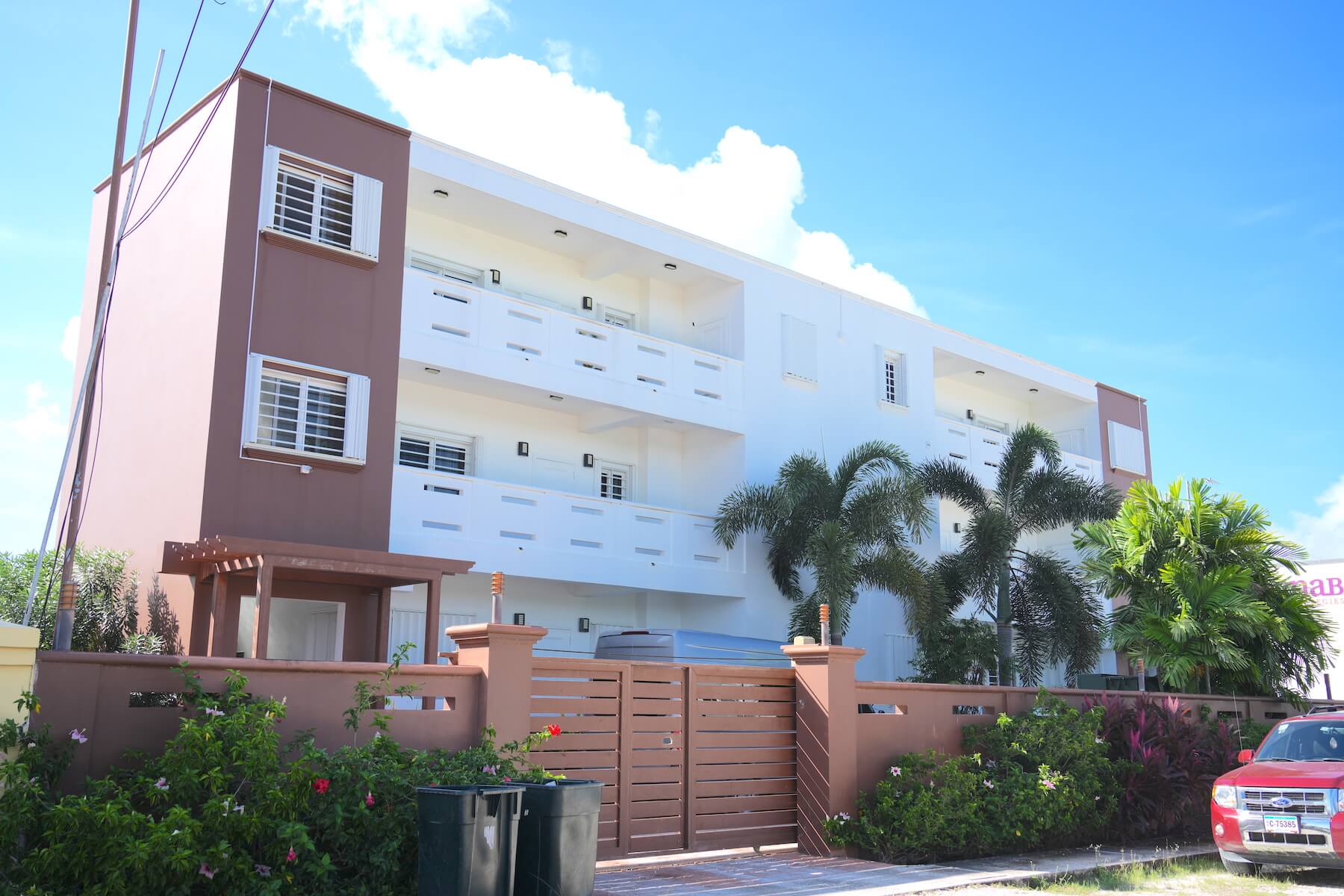 RENTAL! Semi-furnished 2 Bed 2 Bath Apartment in West Landivar, Belize ...