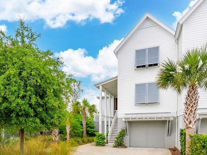 2578 Helmsman Road | Kiawah River