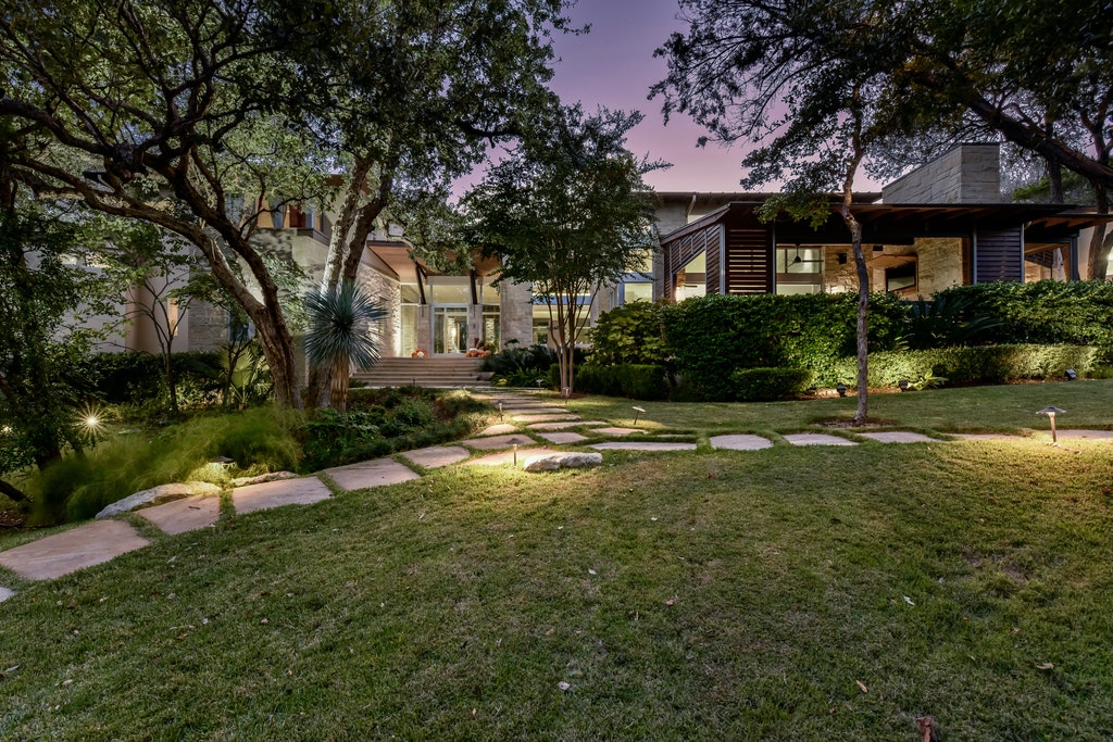 100 Stratford Reserve Place, West Lake Hills, TX 78746