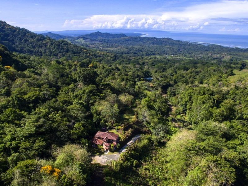 Luxury Home in Ojochal Gated Community with Waterfalls