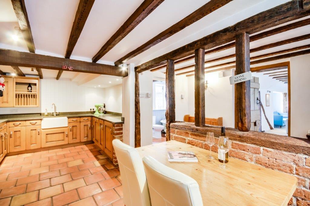 Throwley Forstal - Graham John