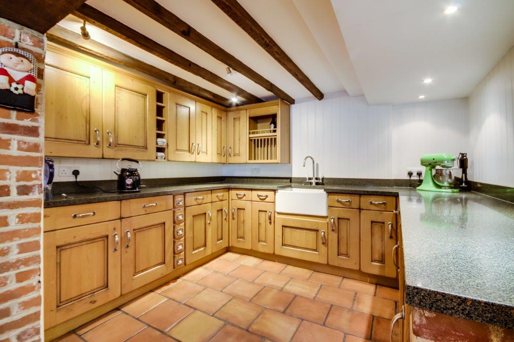 Throwley Forstal - Graham John