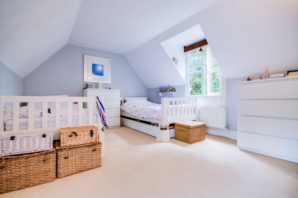 Throwley Forstal - Graham John