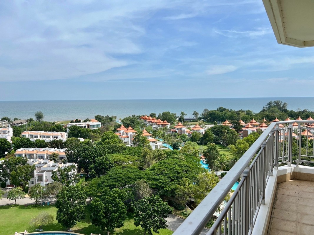 Boathouse: 1 Bedroom Sea View Condo - Property Solutions Hua Hin