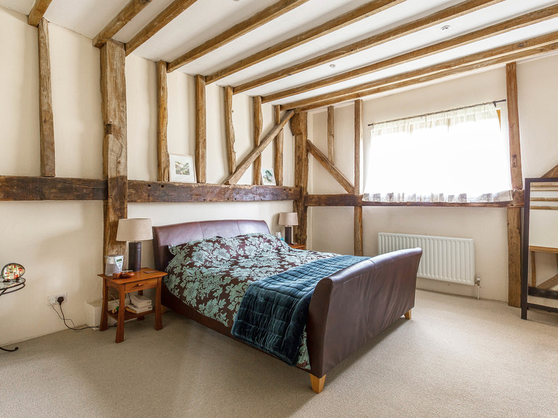 4 Bed House - Detached For Sale in Ifield