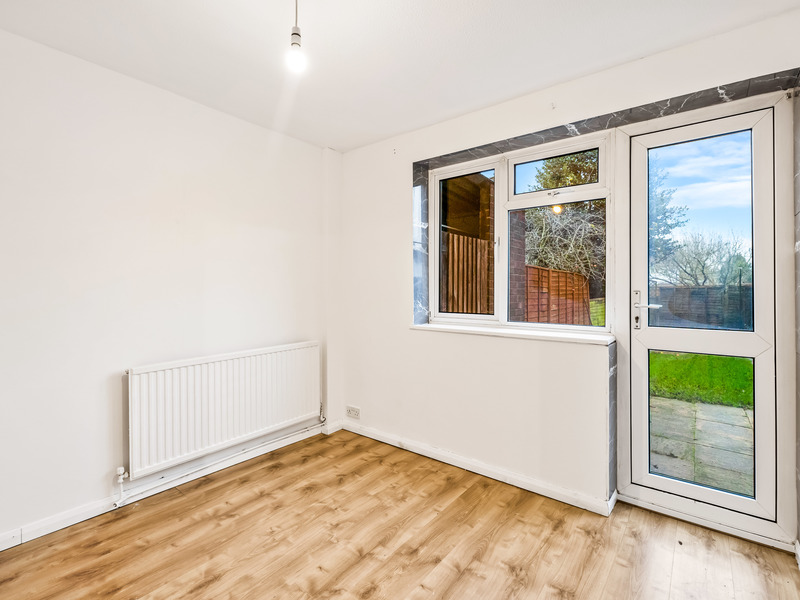 3 Bed House - Terrace For Sale in Crawley