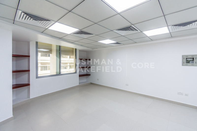 Rent in Al Futtaim Tower · AED 44,056 518 sqft Office | Cushman ...