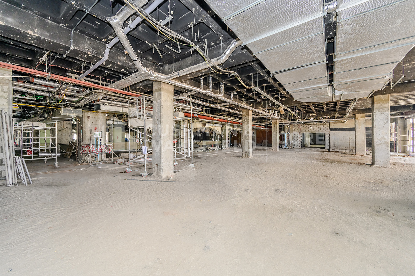 Retail Property for Rent in Millennium Plaza Hotel & Commercial Tower ...