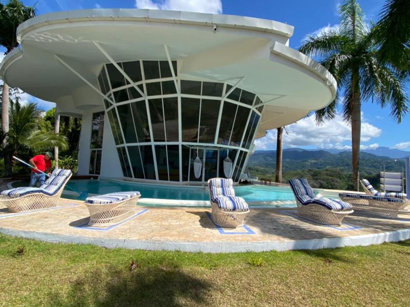 Glass House | One Of A Kind, Modern, Contemporary, And Incredibly ...